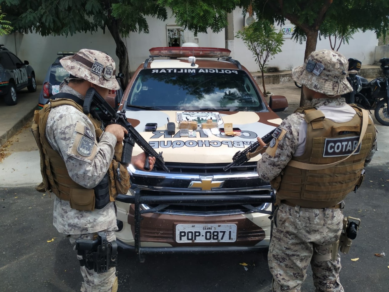 Cotar Da Pmce Prende Homem Com Drogas Em Residência Na Cidade De