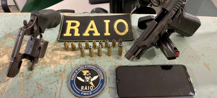 Trio Suspeito De Integrar Grupo Criminoso é Preso Com Duas Armas De