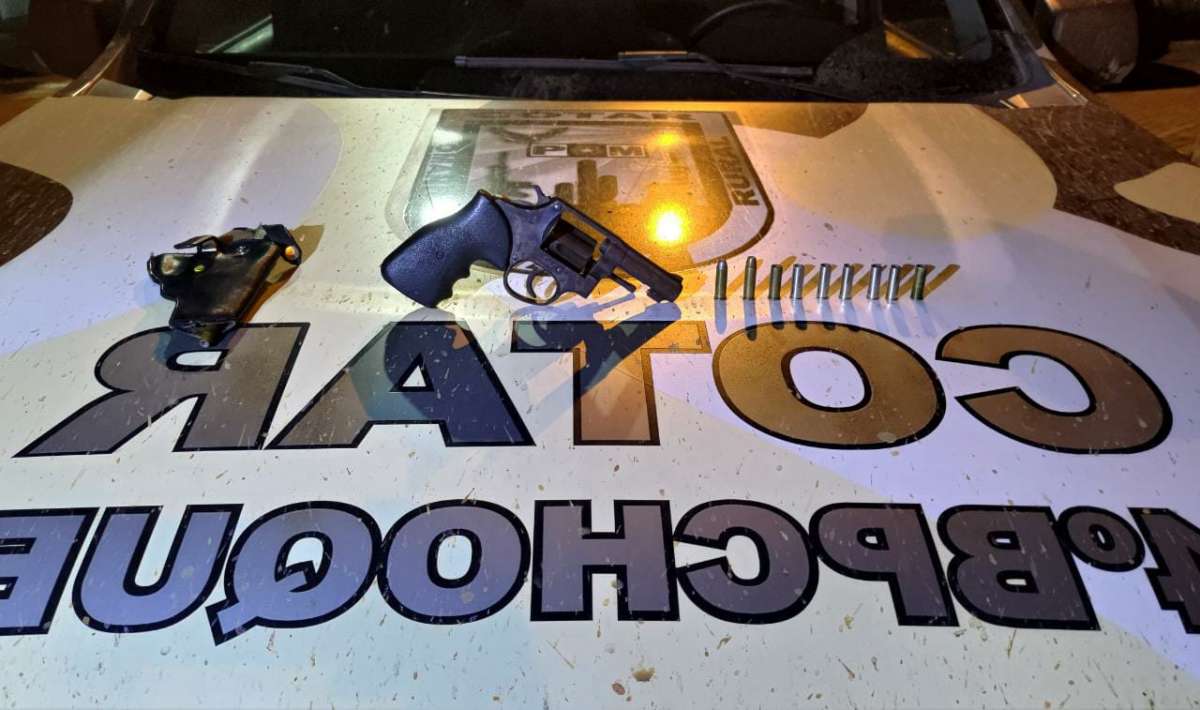 Cotar Da Pmce Prende Suspeito De Atirar Em Via Pública Em Morada Nova