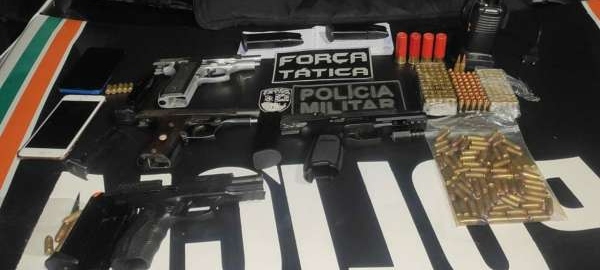 Pmce Prende Seis Suspeitos E Apreende Quatro Pistolas E 226 Munições No