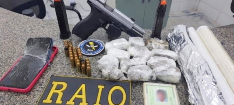 Cpraio Da Pmce Captura Dupla Com Arma E Munições Em Horizonte