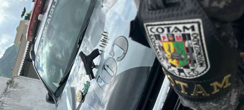 Ação da PMCE resulta em prisão e apreensão de arma de fogo e drogas em ...