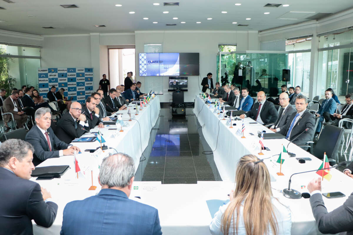 SSPDS-CE participa de reunião do Consesp e discute combate a grupos ...