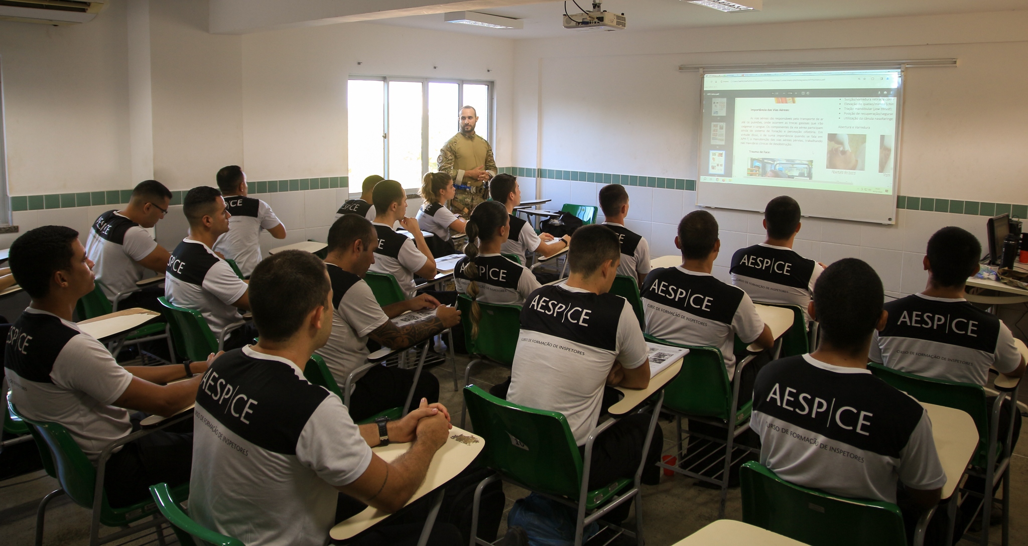 Aesp/CE capacita futuros policiais civis para realizar atendimento pré ...