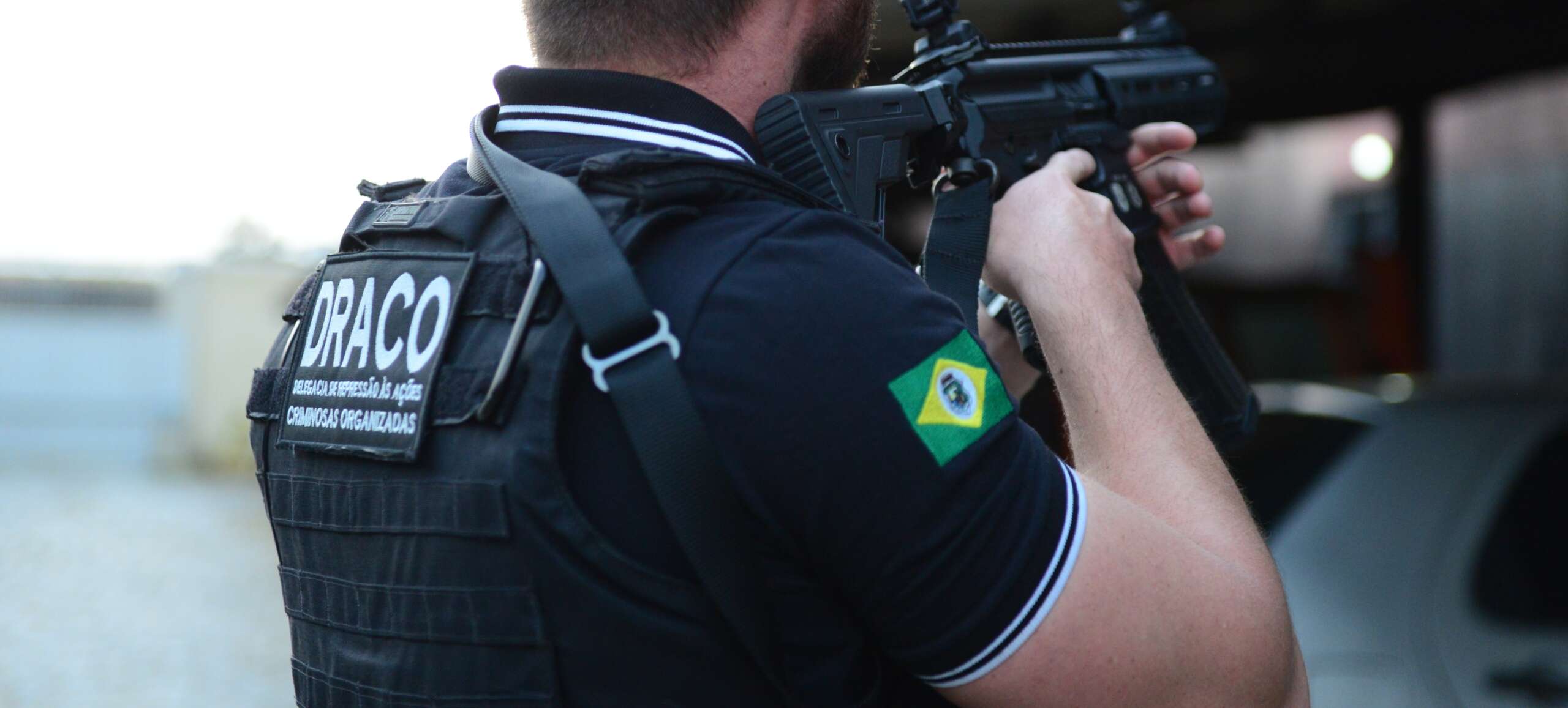 PCCE prende suspeito de extorsão e ataque a provedor de internet em Caucaia - Secretaria da ...